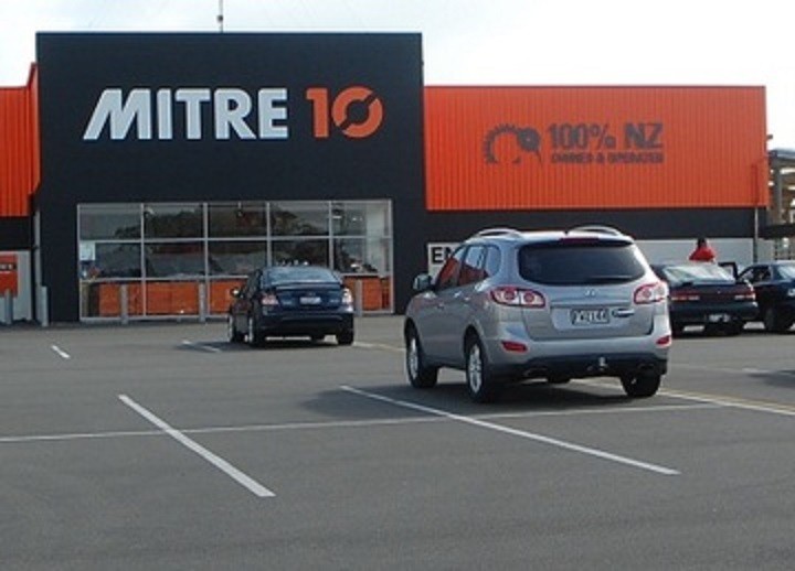 Mitre 10 Levin